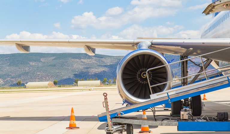 Airbus A220 vs Embraer E195-E2: My Take