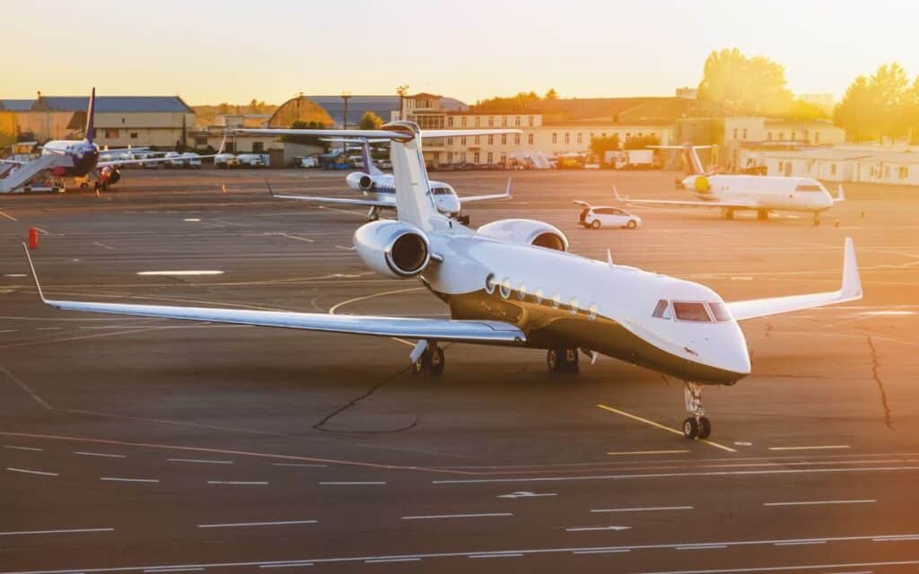 Best Private Jet Management Companies: Complete Guide To Aircraft ...
