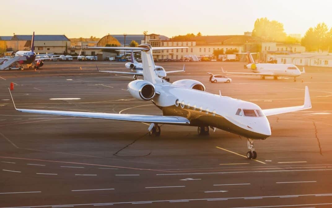 Best Private Jet Management Companies: Complete Guide To Aircraft ...