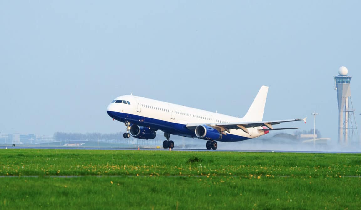Top 10 Largest Passenger Aircraft In The World (2025)