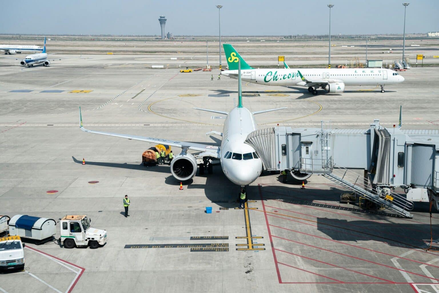 Why Flights Are Delayed: Real Reasons Behind Delays (2026)