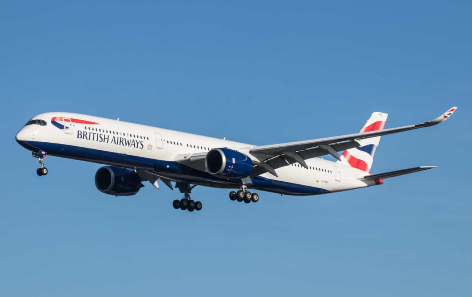What Is ETOPS? Twin-Engine Aircraft Ocean Flights Explained