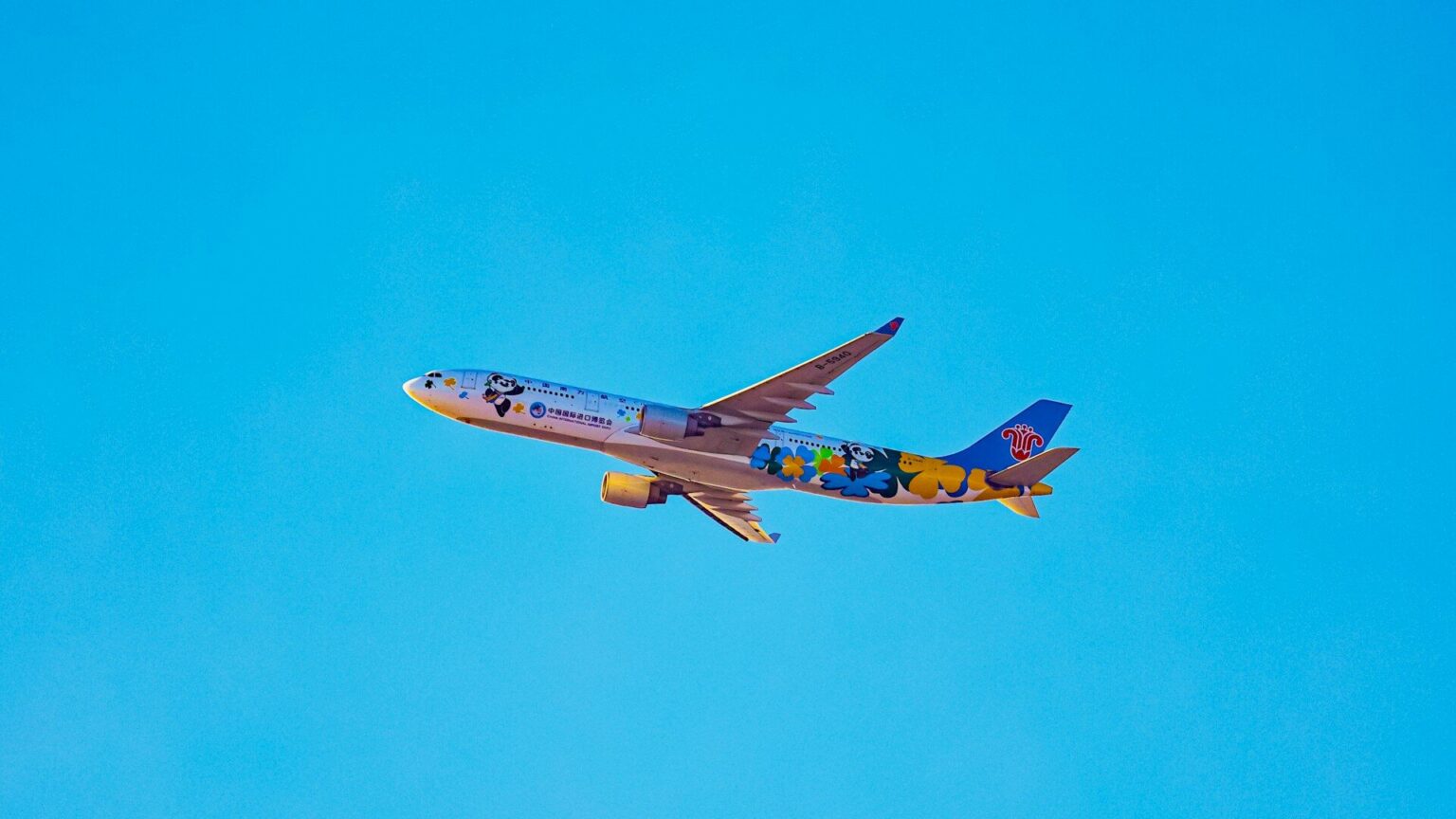 How Airline Pricing Works: Why Flight Prices Change