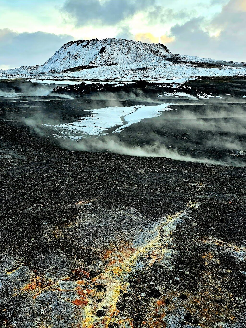 Reykjavík Helicopters - The Flying Engineer